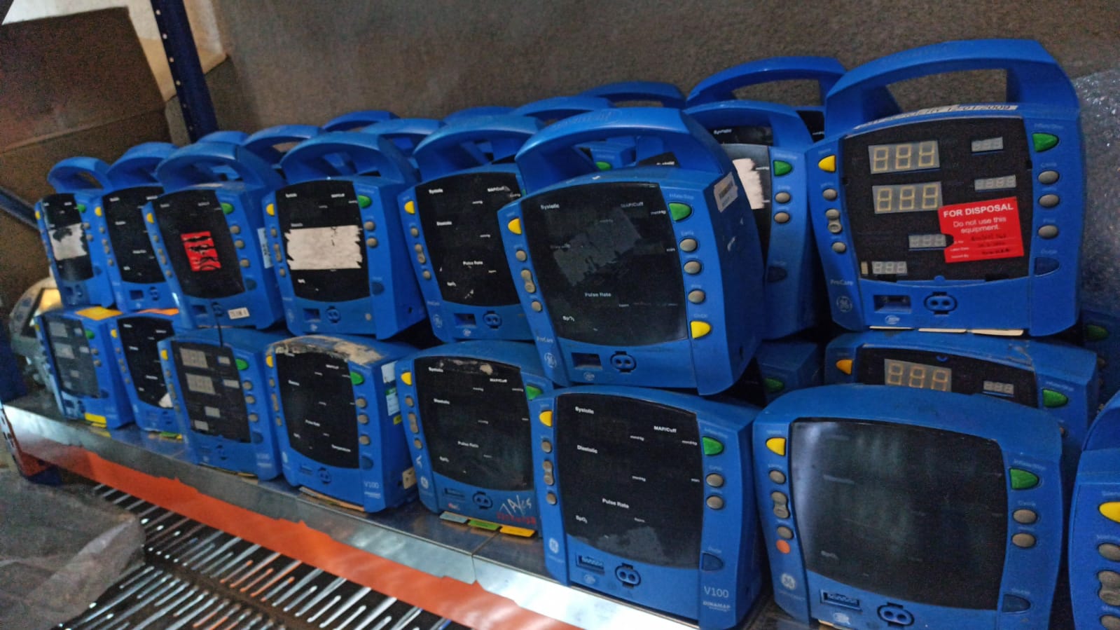 GE Dinamap V100 Patient Monitor - Alzaitoon - Specialize in medical ...